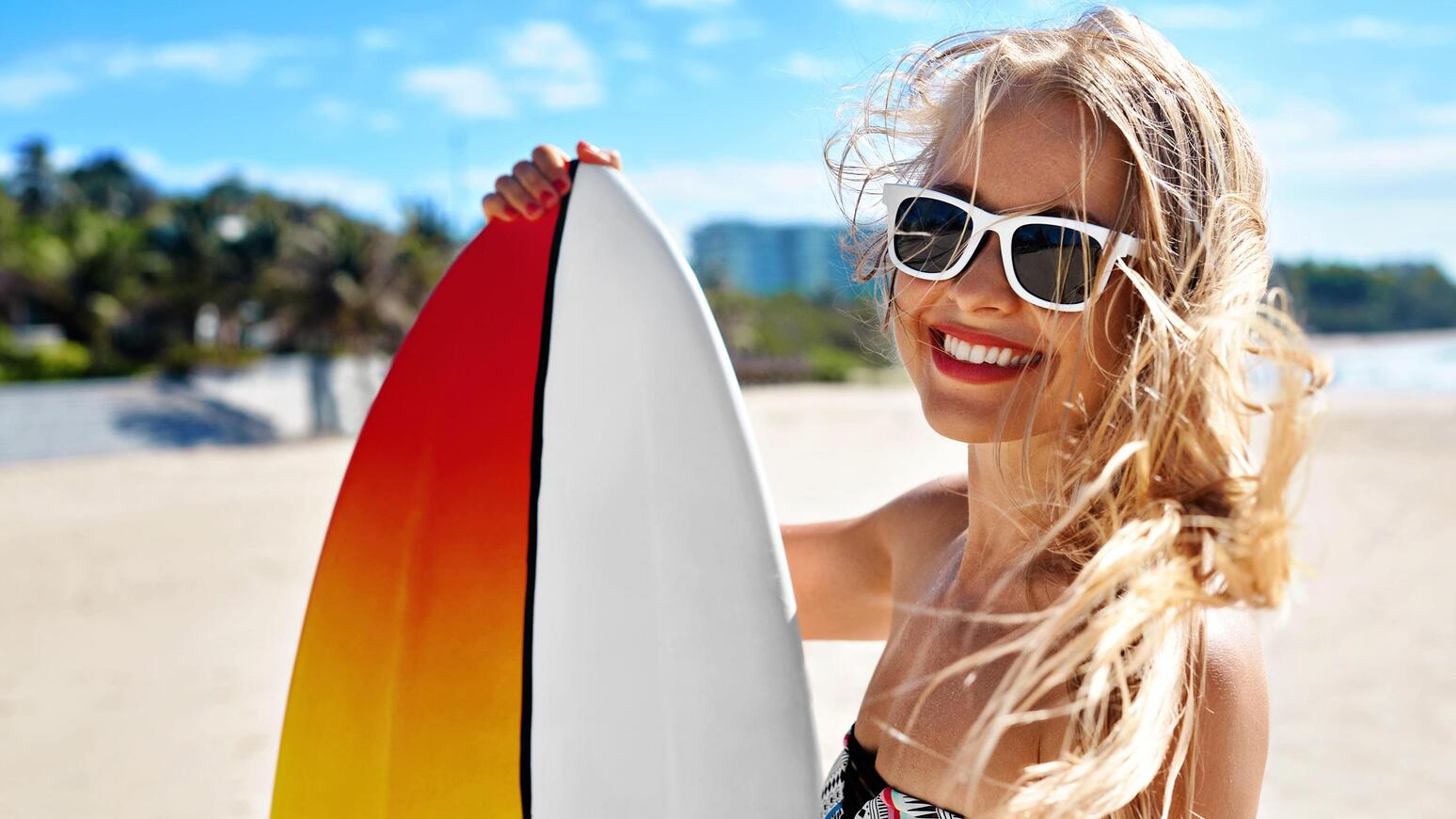 Beach Sunglasses: Buyer's Guide & Best Styles | Yesglasses