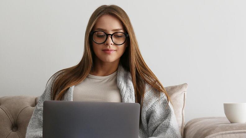 Computer Glasses: A Complete Guide | Yesglasses