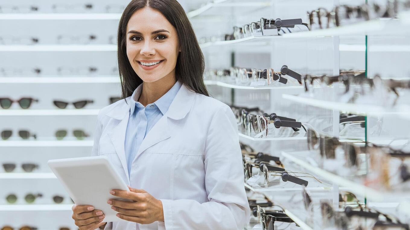 Eye Doctors: What Are The Different Types? | Yesglasses